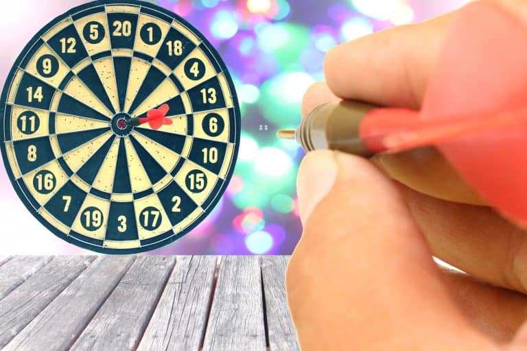 How Far Do You Stand from a Dart Board ? (A Simple Guide)