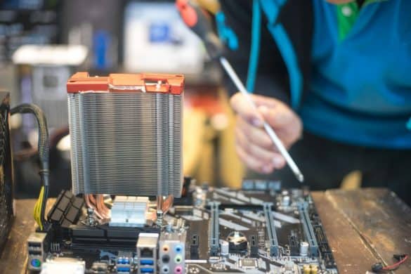 How to Clean a Graphics Card (Simple Steps) | The WiredShopper