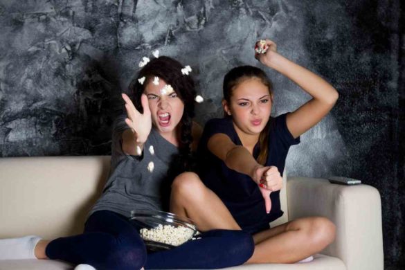 Why Does My Roku Keep Restarting? | The WiredShopper